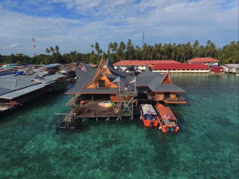 8 Senarai Resort di Pulau Mabul - Blog Pakej.MY